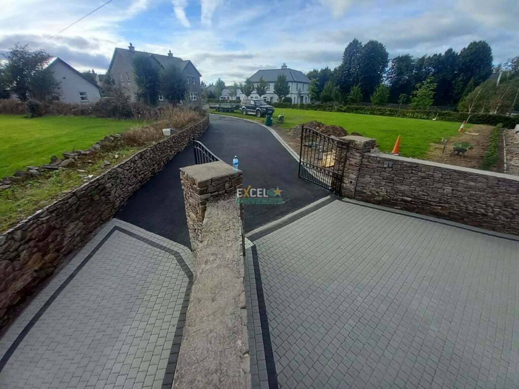 SMA Driveway with Granite Cobble Setts Border and Apron in Rathcormac ...