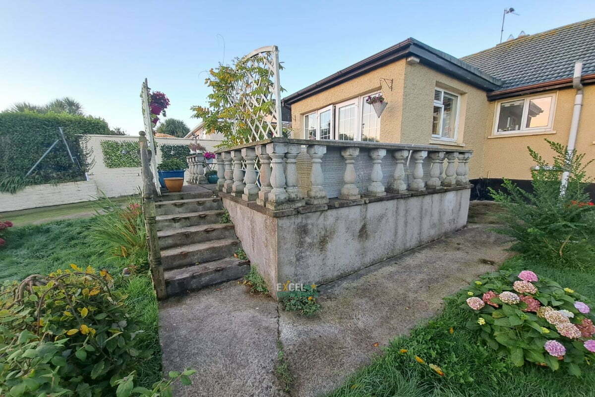 Patio with Raised Terrace and Steps in Cork City - Excel Driveways
