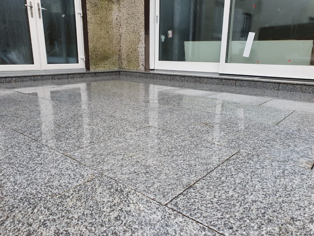 SMA Asphalt Driveway with Granite Patio in Carrigaline - Excel Driveways