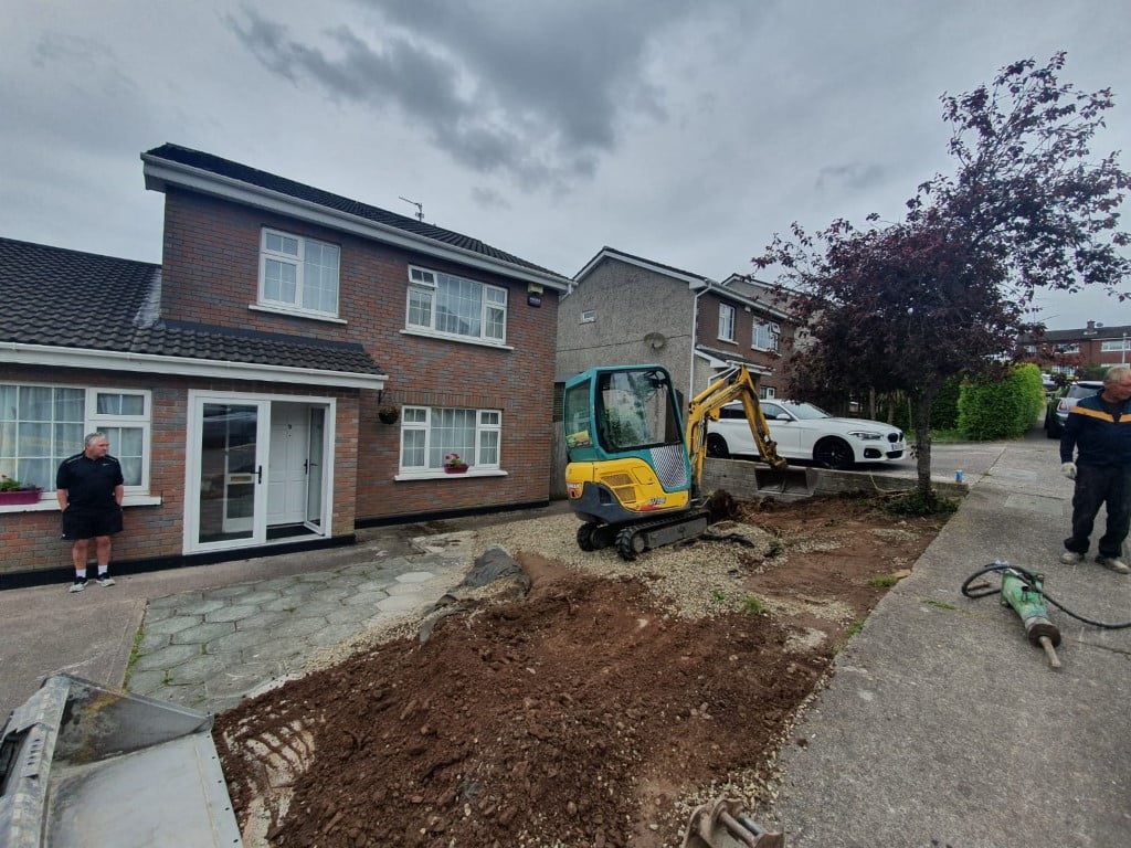 SMA Driveway with a Cobble Set Driveway in Glanmire, Co. Cork - Excel ...