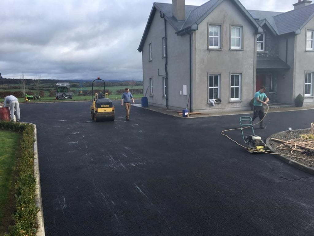 Examples Of Tarmac, SMA and Asphalt Driveway Installations