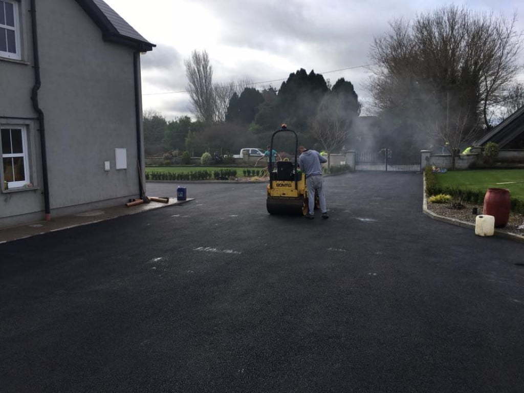 Examples Of Tarmac, SMA and Asphalt Driveway Installations